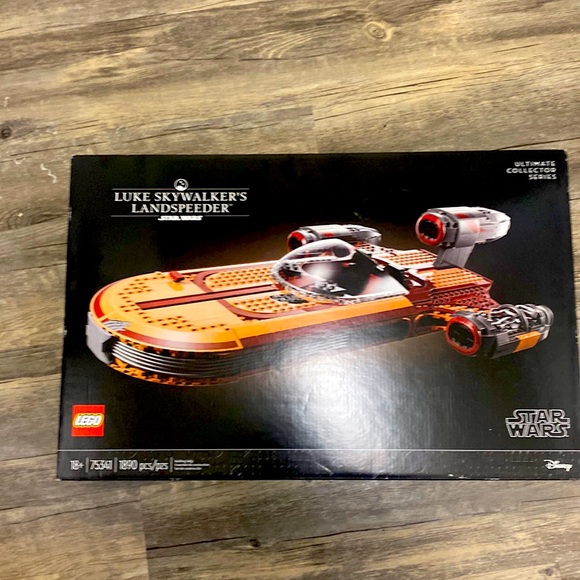 Lego | Toys | Lego Star Wars Luke Skywalkers Landspeeder 7534 | Poshmark